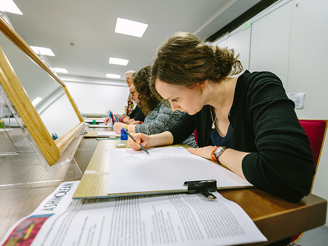 EASTERN ART STUDY ROOM | Ashmolean Museum