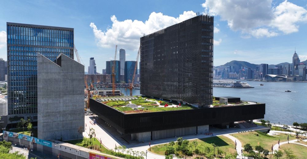 ART IN HONG KONG: ENID TSUI BOOK TALK | Ashmolean Museum