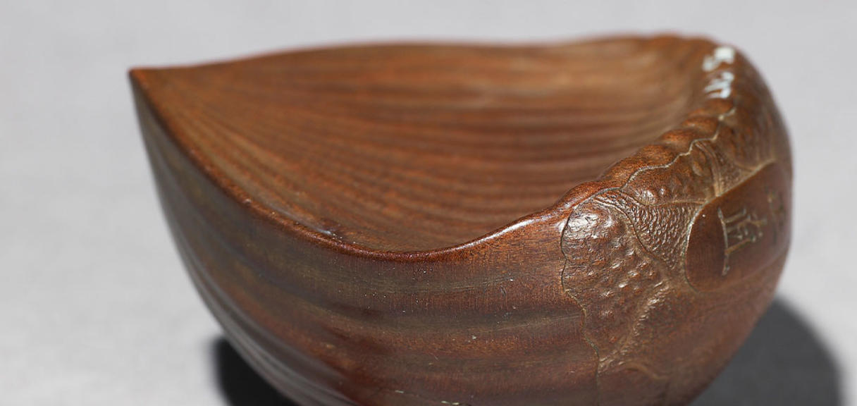 ADVENT CHESTNUT NETSUKE | Ashmolean Museum