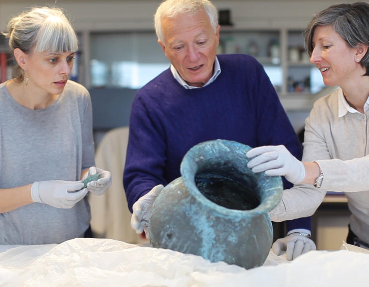 CLEANING THE DISHES | Ashmolean Museum