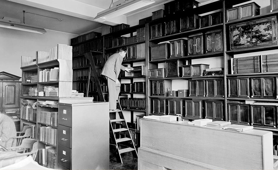 HISTORY OF THE HEBERDEN COIN ROOM | Ashmolean Museum